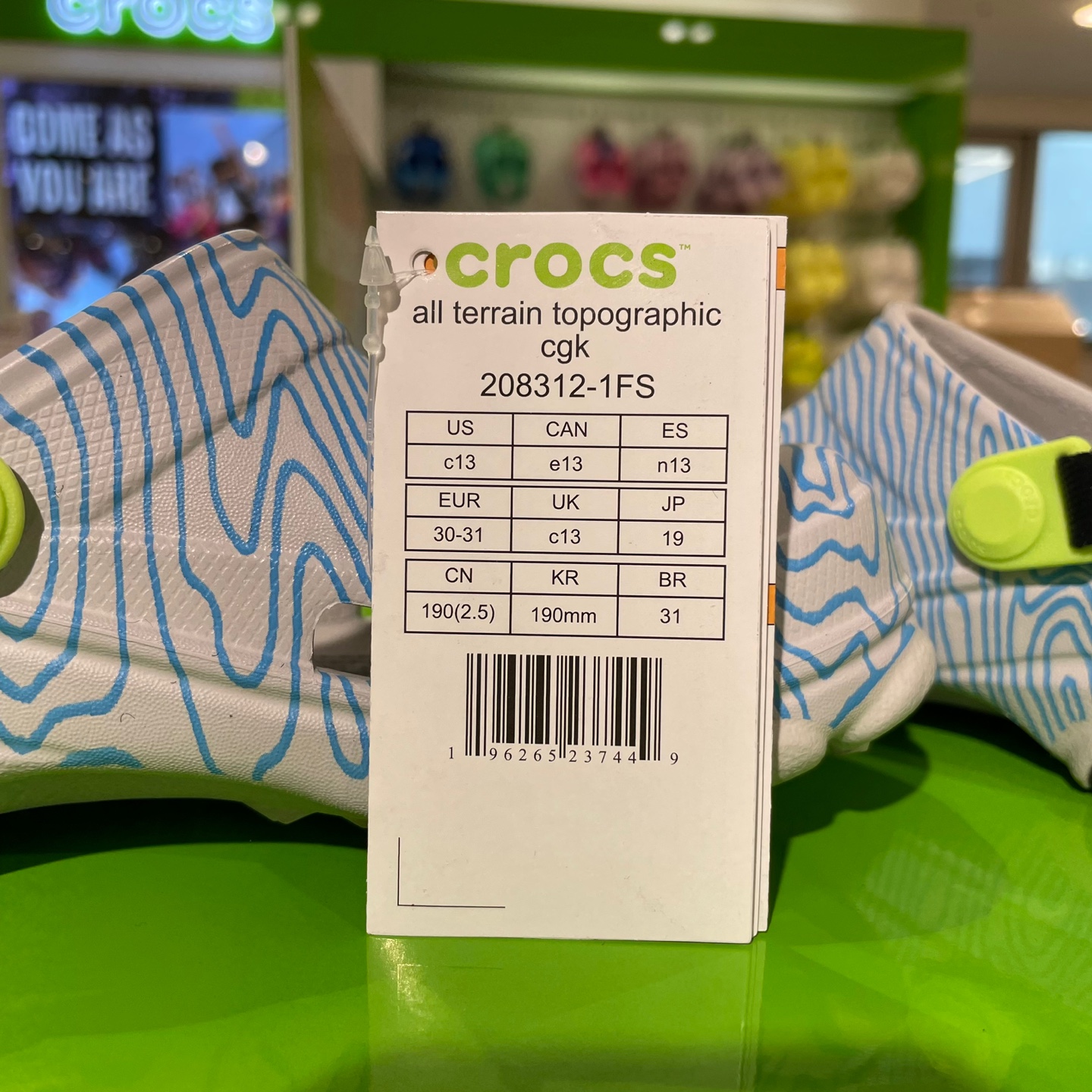 크록스 올터레인 토포그래픽 키즈 208312-1FS NC신구로점- 이랜드몰